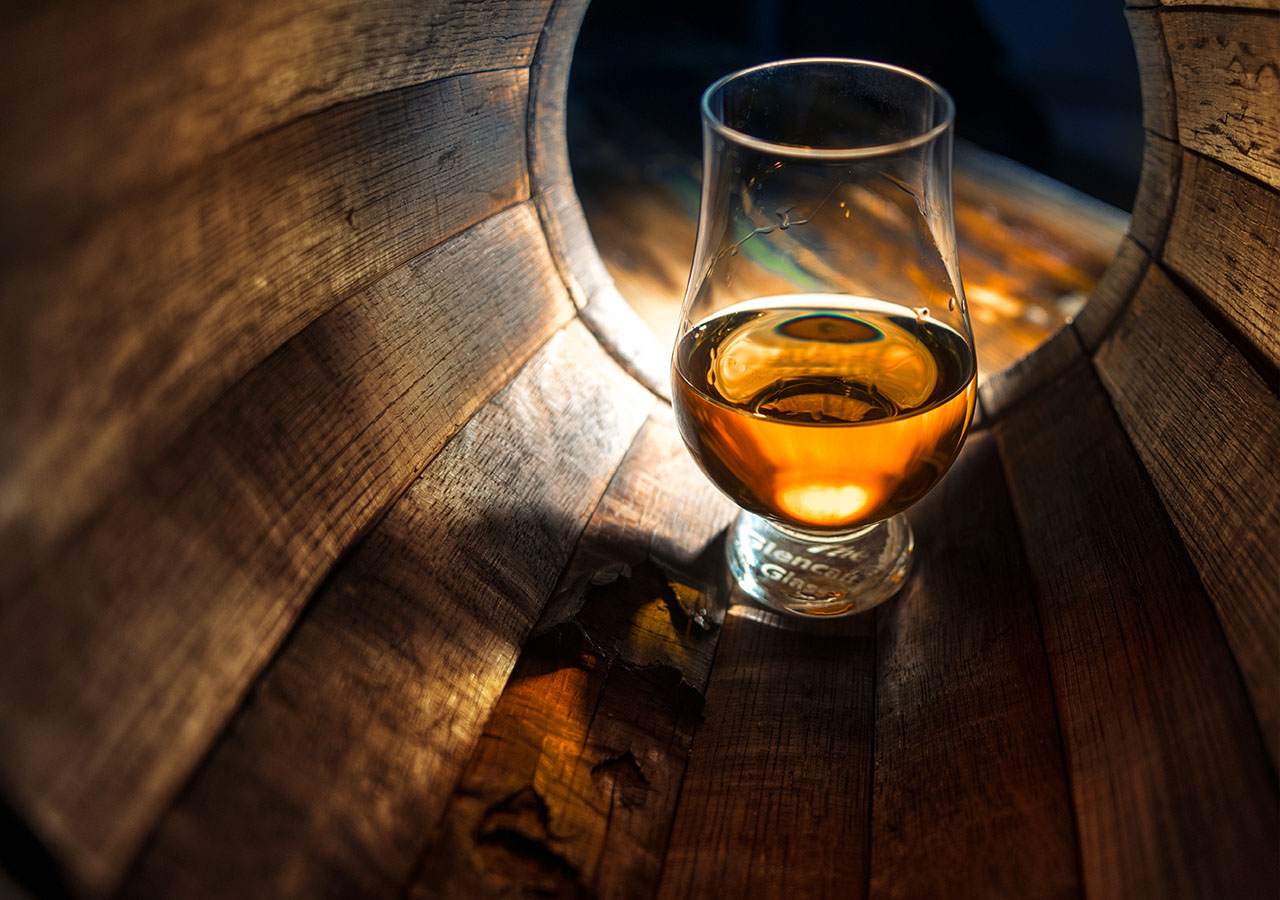 Islay Whisky Distilleries and Tours | Persabus